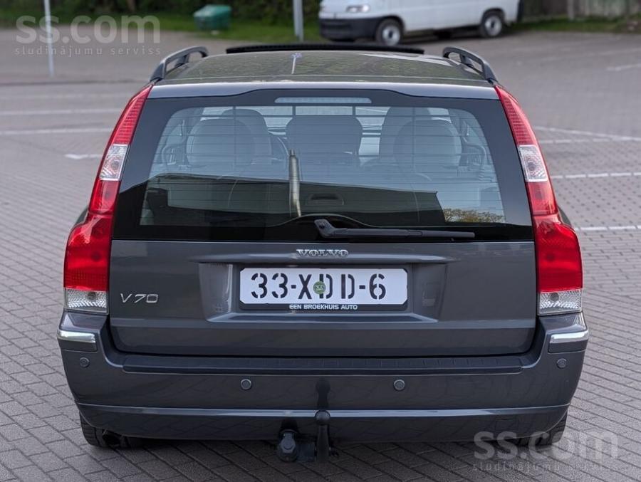 Pelēks Volvo V70 2007 Rīga, ar dzinēja tilpumu 2.40 L un nobraukumu 340 tūkst. km par 3950 €, foto 13 vietnē AUTOMOTO.COM.LV