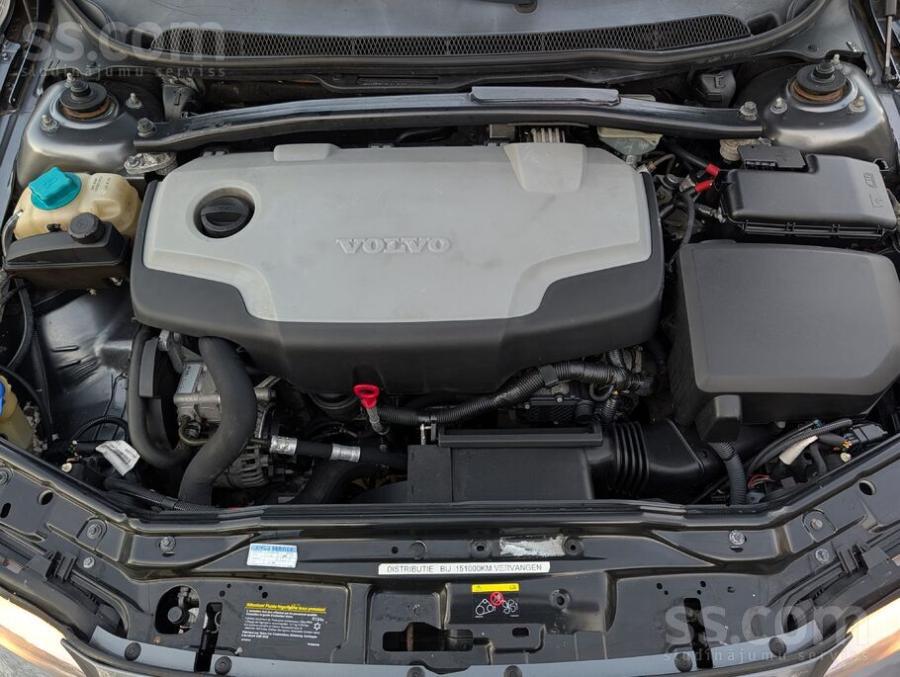 Pelēks Volvo V70 2007 Rīga, ar dzinēja tilpumu 2.40 L un nobraukumu 340 tūkst. km par 3950 €, foto 30 vietnē AUTOMOTO.COM.LV