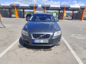 Серый Вольво В70 2007 в Каунас, объемом двигателя 2.40 л и пробегом 405 тыс. км за 3000 €, фото 3 на AUTOMOTO.COM.LV