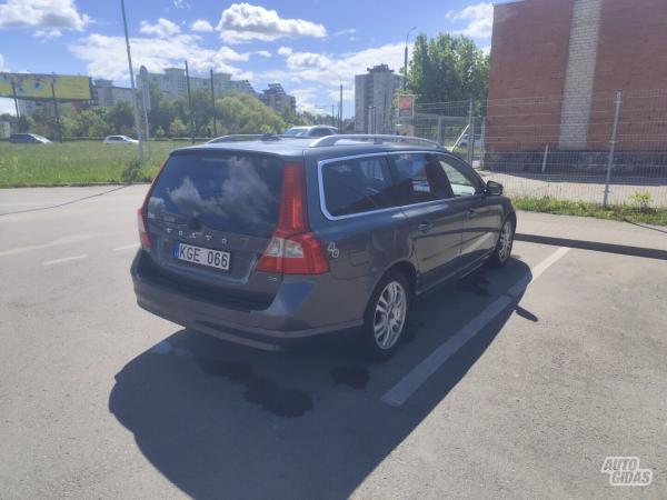 Grey Volvo V70 2007 in Kaunas, with an engine capacity of 2.40 L and mileage of 405 thousand km for 3000 €, photo 5 on AUTOMOTO.COM.LV