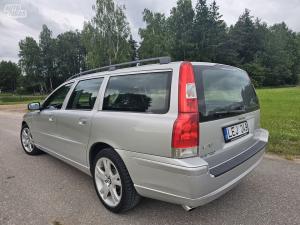 Pelēks Volvo V70 2007 Viļņa, ar dzinēja tilpumu 2.40 L un nobraukumu 325 tūkst. km par 2700 €, foto 7 vietnē AUTOMOTO.COM.LV