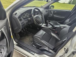 Pelēks Volvo V70 2007 Viļņa, ar dzinēja tilpumu 2.40 L un nobraukumu 325 tūkst. km par 2700 €, foto 9 vietnē AUTOMOTO.COM.LV