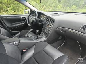 Pelēks Volvo V70 2007 Viļņa, ar dzinēja tilpumu 2.40 L un nobraukumu 325 tūkst. km par 2700 €, foto 10 vietnē AUTOMOTO.COM.LV