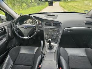 Pelēks Volvo V70 2007 Viļņa, ar dzinēja tilpumu 2.40 L un nobraukumu 325 tūkst. km par 2700 €, foto 12 vietnē AUTOMOTO.COM.LV