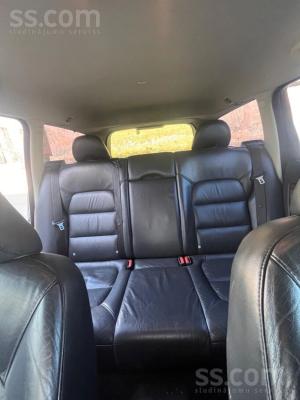 Grey Volvo V70 2007 in Bauska, with an engine capacity of 2.40 L and mileage of 311 thousand km for 3000 €, photo 3 on AUTOMOTO.COM.LV