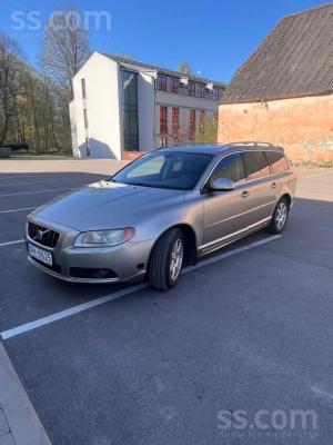 Grey Volvo V70 2007 in Bauska, with an engine capacity of 2.40 L and mileage of 311 thousand km for 3000 €, photo 7 on AUTOMOTO.COM.LV