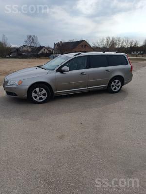 Pelēks Volvo V70 2007 Aizkraukle, ar dzinēja tilpumu 2.40 L un nobraukumu 365 tūkst. km par 3800 €, foto 4 vietnē AUTOMOTO.COM.LV