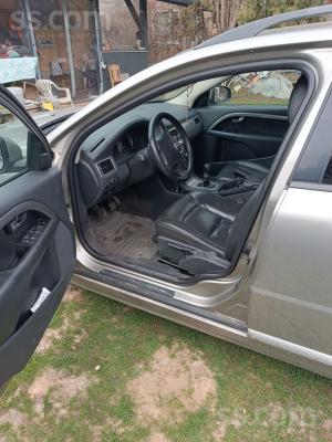 Pelēks Volvo V70 2007 Aizkraukle, ar dzinēja tilpumu 2.40 L un nobraukumu 365 tūkst. km par 3800 €, foto 6 vietnē AUTOMOTO.COM.LV