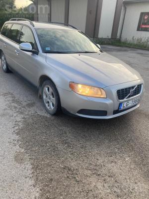 Grey Volvo V70 2007 in Jekabpils, with an engine capacity of 2.40 L and mileage of 430 thousand km for 2100 €, photo  on AUTOMOTO.COM.LV