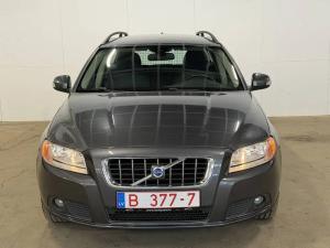 Grey Volvo V70 2007 in Jurmala, with an engine capacity of 2.40 L and mileage of 390 thousand km for 4450 €, photo 8 on AUTOMOTO.COM.LV