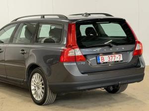 Grey Volvo V70 2007 in Jurmala, with an engine capacity of 2.40 L and mileage of 390 thousand km for 4450 €, photo 11 on AUTOMOTO.COM.LV