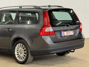 Grey Volvo V70 2007 in Jurmala, with an engine capacity of 2.40 L and mileage of 390 thousand km for 4450 €, photo 12 on AUTOMOTO.COM.LV