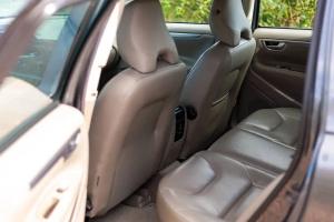 Pelēks Volvo V70 2007 Rīga, ar dzinēja tilpumu 2.40 L un nobraukumu 324 tūkst. km par 3495 €, foto 16 vietnē AUTOMOTO.COM.LV
