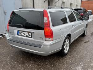 Grey Volvo V70 2007 in Riga, with an engine capacity of 2.40 L and mileage of 344 thousand km for 1690 €, photo 7 on AUTOMOTO.COM.LV