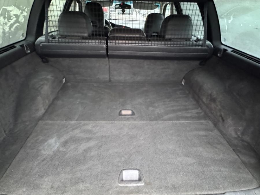 Grey Volvo V70 2007 in Riga, with an engine capacity of 2.40 L and mileage of 344 thousand km for 1690 €, photo 11 on AUTOMOTO.COM.LV