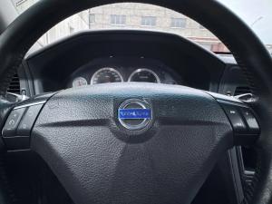 Grey Volvo V70 2007 in Riga, with an engine capacity of 2.40 L and mileage of 344 thousand km for 1690 €, photo 18 on AUTOMOTO.COM.LV