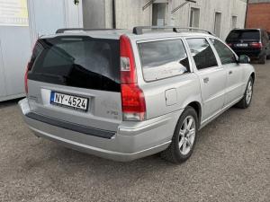 Grey Volvo V70 2007 in Riga, with an engine capacity of 2.40 L and mileage of 344 thousand km for 1690 €, photo 19 on AUTOMOTO.COM.LV