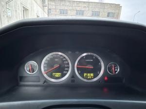 Grey Volvo V70 2007 in Riga, with an engine capacity of 2.40 L and mileage of 344 thousand km for 1690 €, photo 20 on AUTOMOTO.COM.LV
