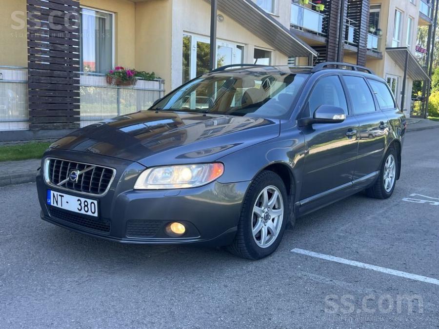 Серый Вольво В70 2007 в Рига, объемом двигателя 2.40 л и пробегом 290 тыс. км за 3300 €, фото 3 на AUTOMOTO.COM.LV