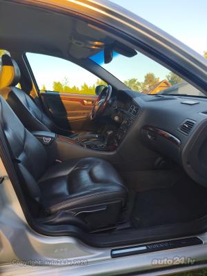 Pelēks Volvo V70 2007 Pērnava, ar dzinēja tilpumu 2.40 L un nobraukumu 193 tūkst. km par 4990 €, foto 6 vietnē AUTOMOTO.COM.LV