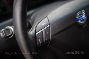 Grey Volvo V70 2007 in Paide, with an engine capacity of 2.40 L and mileage of 425 thousand km for 3490 €, photo 28 on AUTOMOTO.COM.LV