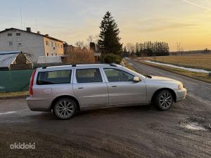 Grey Volvo V70 2007 in Haapsalu, with an engine capacity of 2.40 L and mileage of 0 thousand km for 2500 €, photo 4 on AUTOMOTO.COM.LV