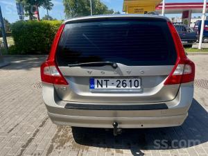 Grey Volvo V70 2007 in Jelgava, with an engine capacity of 2.40 L and mileage of 291 thousand km for 3700 €, photo 4 on AUTOMOTO.COM.LV
