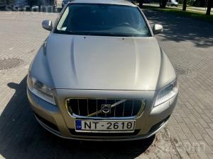 Grey Volvo V70 2007 in Jelgava, with an engine capacity of 2.40 L and mileage of 291 thousand km for 3700 €, photo 5 on AUTOMOTO.COM.LV