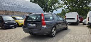 Grey Volvo V70 2007 in Valmiera, with an engine capacity of 2.40 L and mileage of 471 thousand km for 1600 €, photo 4 on AUTOMOTO.COM.LV