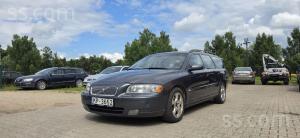 Grey Volvo V70 2007 in Valmiera, with an engine capacity of 2.40 L and mileage of 471 thousand km for 1600 €, photo 7 on AUTOMOTO.COM.LV