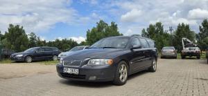 Grey Volvo V70 2007 in Valmiera, with an engine capacity of 2.40 L and mileage of 471 thousand km for 1600 €, photo 7 on AUTOMOTO.COM.LV