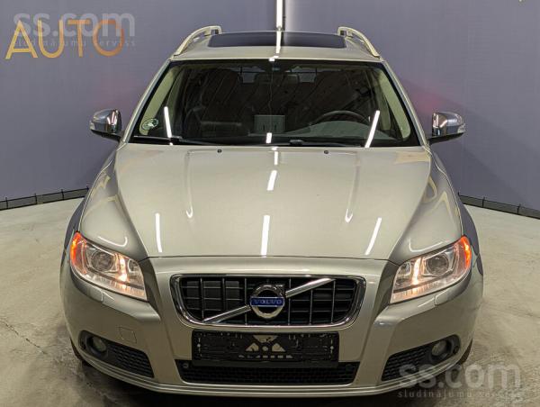 Grey Volvo V70 2007 in Jurmala, with an engine capacity of 3.00 L and mileage of 0 thousand km for 6950 €, photo 5 on AUTOMOTO.COM.LV