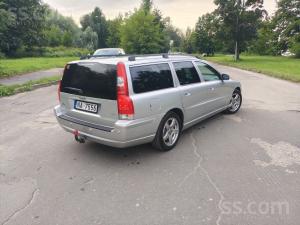 Pelēks Volvo V70 2007 Rīga, ar dzinēja tilpumu 2.40 L un nobraukumu 412 tūkst. km par 2755 €, foto 3 vietnē AUTOMOTO.COM.LV