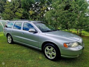 Pelēks Volvo V70 2007 Kauņa, ar dzinēja tilpumu 2.40 L un nobraukumu 320 tūkst. km par 2650 €, foto 3 vietnē AUTOMOTO.COM.LV