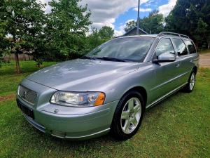 Pelēks Volvo V70 2007 Kauņa, ar dzinēja tilpumu 2.40 L un nobraukumu 320 tūkst. km par 2650 €, foto 9 vietnē AUTOMOTO.COM.LV