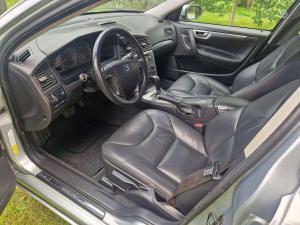Pelēks Volvo V70 2007 Kauņa, ar dzinēja tilpumu 2.40 L un nobraukumu 320 tūkst. km par 2650 €, foto 14 vietnē AUTOMOTO.COM.LV