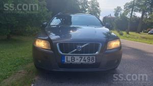 Grey Volvo V70 2007 in Aluksne, with an engine capacity of 2.40 L and mileage of 0 thousand km for 2400 €, photo 5 on AUTOMOTO.COM.LV