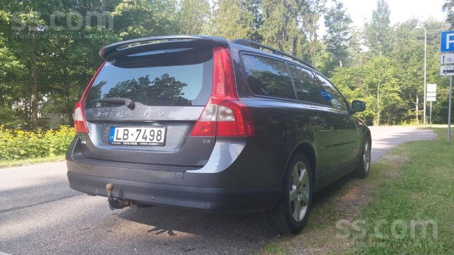 Grey Volvo V70 2007 in Aluksne, with an engine capacity of 2.40 L and mileage of 0 thousand km for 2400 €, photo 6 on AUTOMOTO.COM.LV