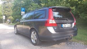 Grey Volvo V70 2007 in Aluksne, with an engine capacity of 2.40 L and mileage of 0 thousand km for 2400 €, photo 7 on AUTOMOTO.COM.LV