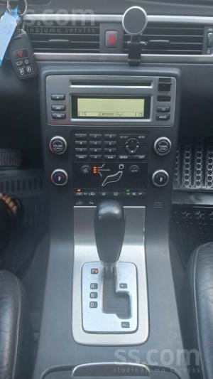 Grey Volvo V70 2007 in Aluksne, with an engine capacity of 2.40 L and mileage of 0 thousand km for 2400 €, photo 20 on AUTOMOTO.COM.LV