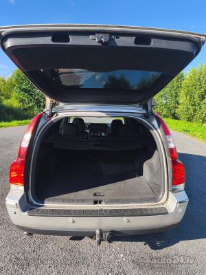 Grey Volvo V70 2007 in Viljandi, with an engine capacity of 2.40 L and mileage of 323 thousand km for 3000 €, photo 6 on AUTOMOTO.COM.LV
