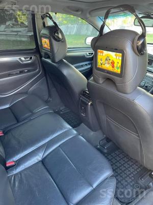 Grey Volvo V70 2007 in Riga, with an engine capacity of 2.40 L and mileage of 388 thousand km for 3400 €, photo 13 on AUTOMOTO.COM.LV