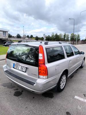 Pelēks Volvo V70 2007 Telšiai, ar dzinēja tilpumu 2.40 L un nobraukumu 240 tūkst. km par 1700 €, foto 7 vietnē AUTOMOTO.COM.LV