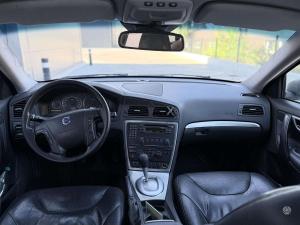 Pelēks Volvo V70 2007 Viļņa, ar dzinēja tilpumu 2.40 L un nobraukumu 365 tūkst. km par 1350 €, foto 7 vietnē AUTOMOTO.COM.LV