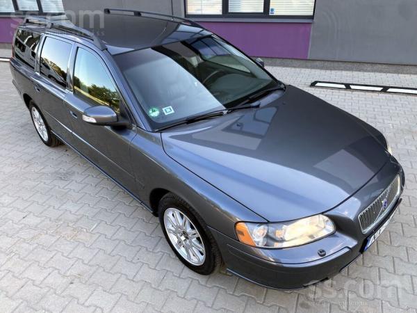 Вольво В70 2007 в Рига на AUTOMOTO.COM.LV Серый Вольво В70 2007 в Рига, объемом двигателя 2.40 л и пробегом 308 тыс. км за 3200 €, фото 6 на AUTOMOTO.COM.LV