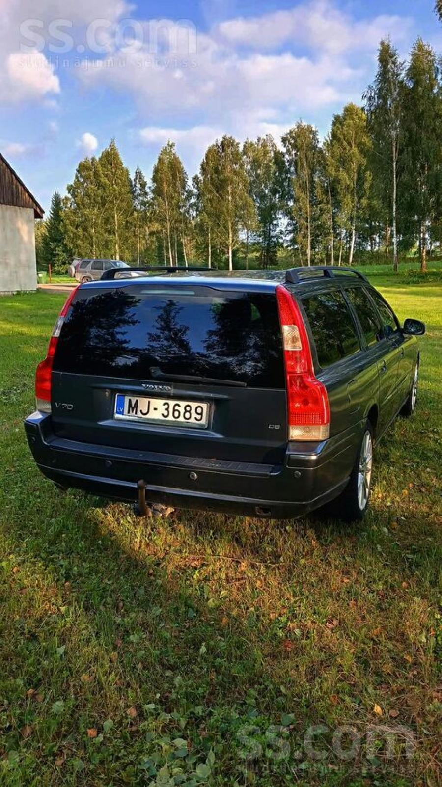 Grey Volvo V70 2007 in Riga, with an engine capacity of 2.40 L and mileage of 390 thousand km for 2000 €, photo 6 on AUTOMOTO.COM.LV