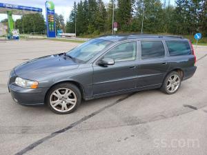 Pelēks Volvo V70 2007 Limbaži, ar dzinēja tilpumu 2.50 L un nobraukumu 322 tūkst. km par 1950 €, foto 5 vietnē AUTOMOTO.COM.LV