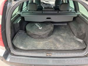 Pelēks Volvo V70 2007 Limbaži, ar dzinēja tilpumu 2.50 L un nobraukumu 322 tūkst. km par 1950 €, foto 10 vietnē AUTOMOTO.COM.LV