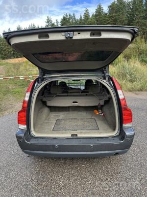Pelēks Volvo V70 2007 Daugavpils, ar dzinēja tilpumu 2.40 L un nobraukumu 333 tūkst. km par 2200 €, foto 7 vietnē AUTOMOTO.COM.LV