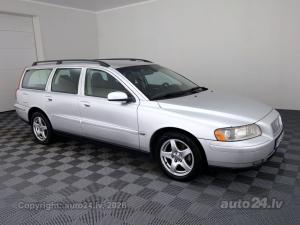 Pelēks Volvo V70 2007 Tallina, ar dzinēja tilpumu 2.40 L un nobraukumu 229 tūkst. km par 2199 €, foto  vietnē AUTOMOTO.COM.LV